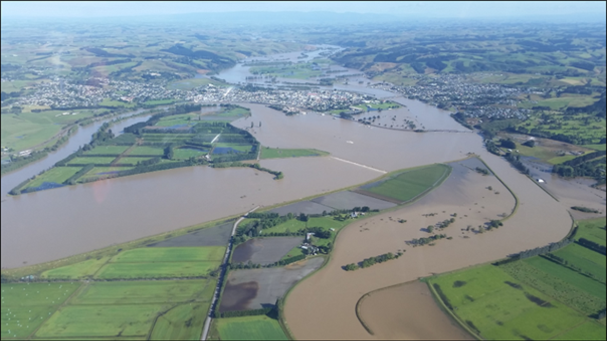 Natural hazards of the Clutha Delta